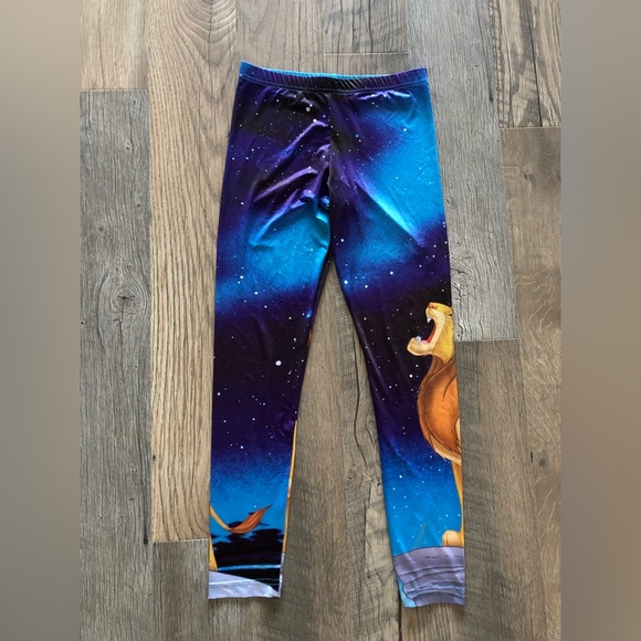 Disney | Pants & Jumpsuits | Disney The Lion King Simba Leggings Medium ...